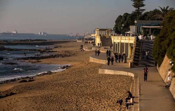 Porto, Portugal, guia com atrações, praias e melhores dicas